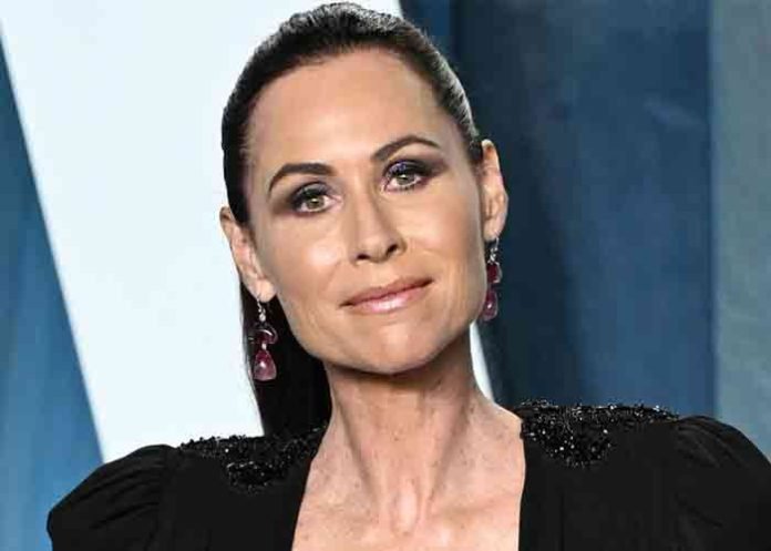 Minnie Driver to voice female Penguin in ‘Batman: Caped Crusader’ - Yes ...