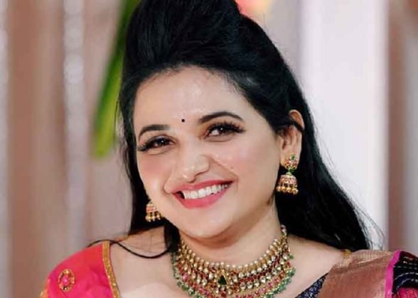 Fan murder case: K'taka HC curtails home food facility for jailed star ...