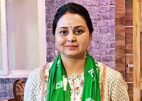 Lalu's daughter Rohini Acharya issues open challenge amid family rift ...