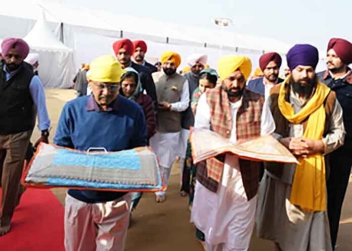 Anandpur Sahib resonates with 'Bole so Nihal, Sat Sri Akal' slogans to ...
