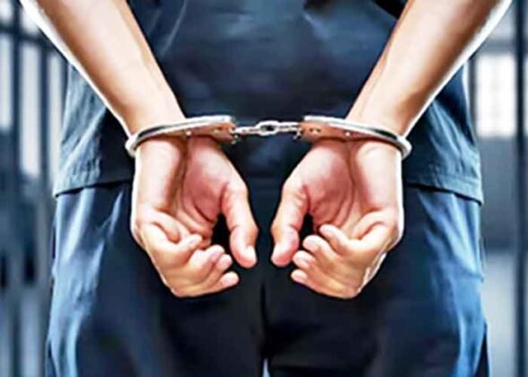 Two cyber fraudsters arrested by Delhi Police Crime Branch in Rs 50 ...