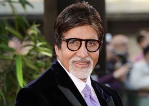 Amitabh Bachchan pens poetic tribute to fans gathering outside Jalsa ...