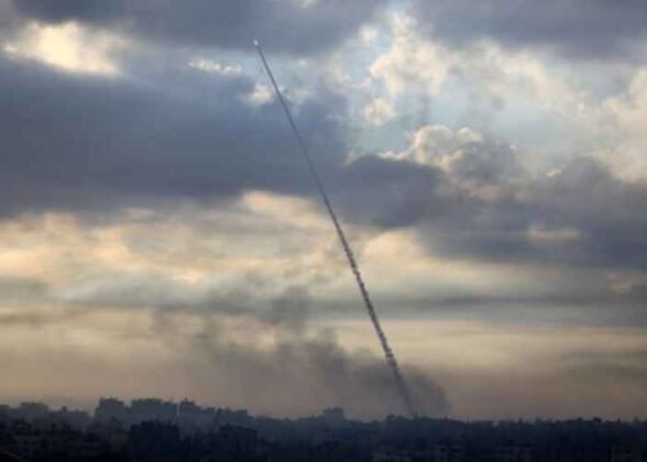 US completes strikes on Iranian military targets after Apache ...